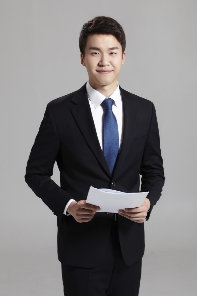 남자아나운서 프로필 세이슌 스튜디오 홍대프로필촬영잘하는곳 홍대아나운서프로필 배우프로필 연기자프로필 프로필촬영은 홍대 세이슌