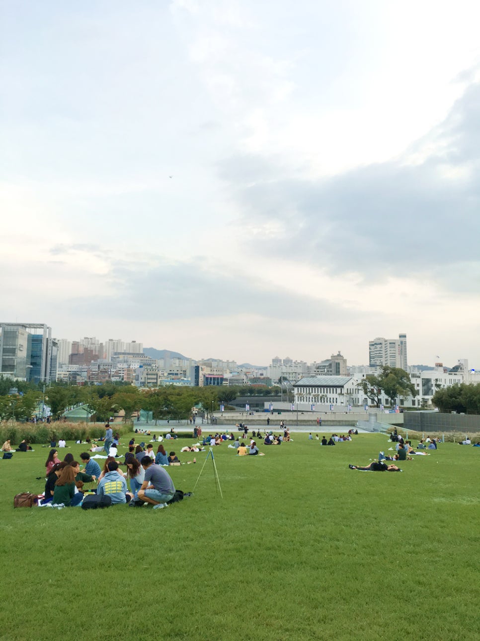 꿈꾸는목수 광주 국립아시아문화전당에 있는 하늘마당에 다녀왔어요 광주가볼만한곳 국립아시아문화전당 하늘마당 광주명소 동명동카페